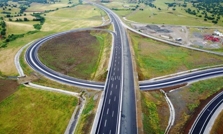 Που έπεσαν 50 εκατ. ευρώ για την βελτίωση της οδικής ασφάλειας ...